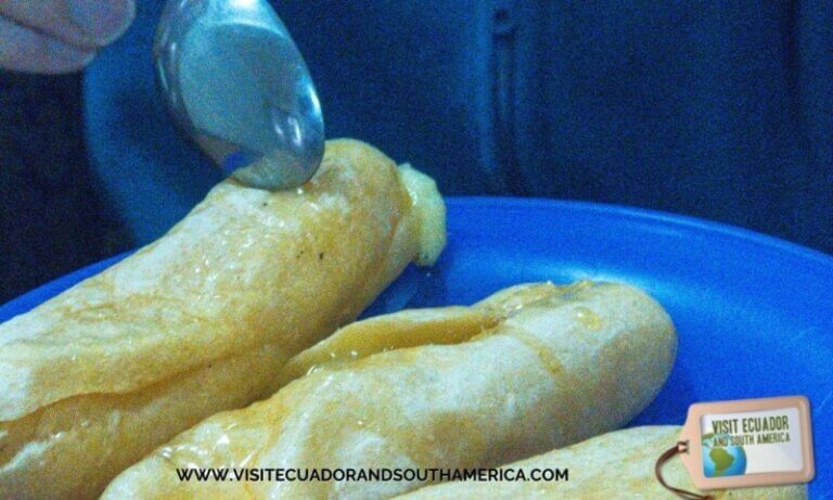 Ecuadorian food: muchines de yuca - Ecuador